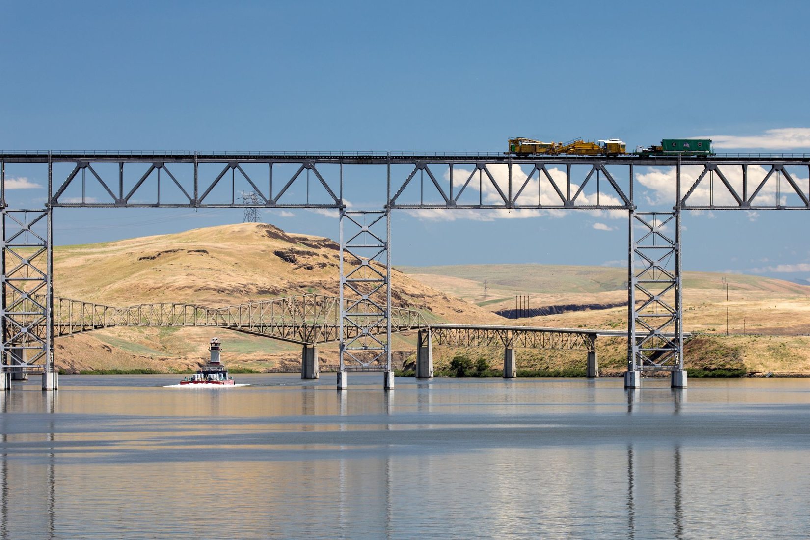 Lyons Ferry Bridge on Columbia River, USA