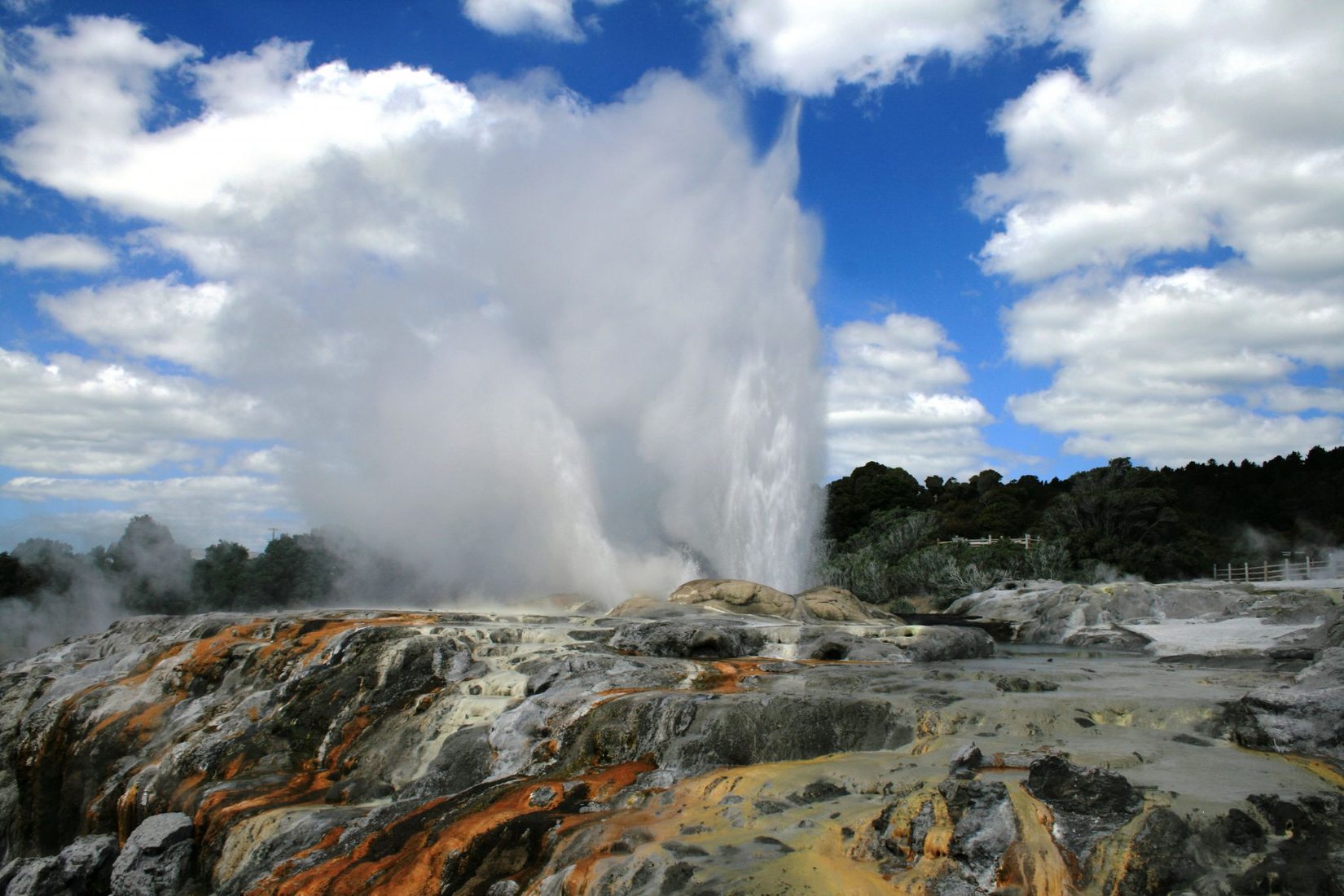 Pōhutu and Te Tohu Geysir, Rotoroua, New Zealand