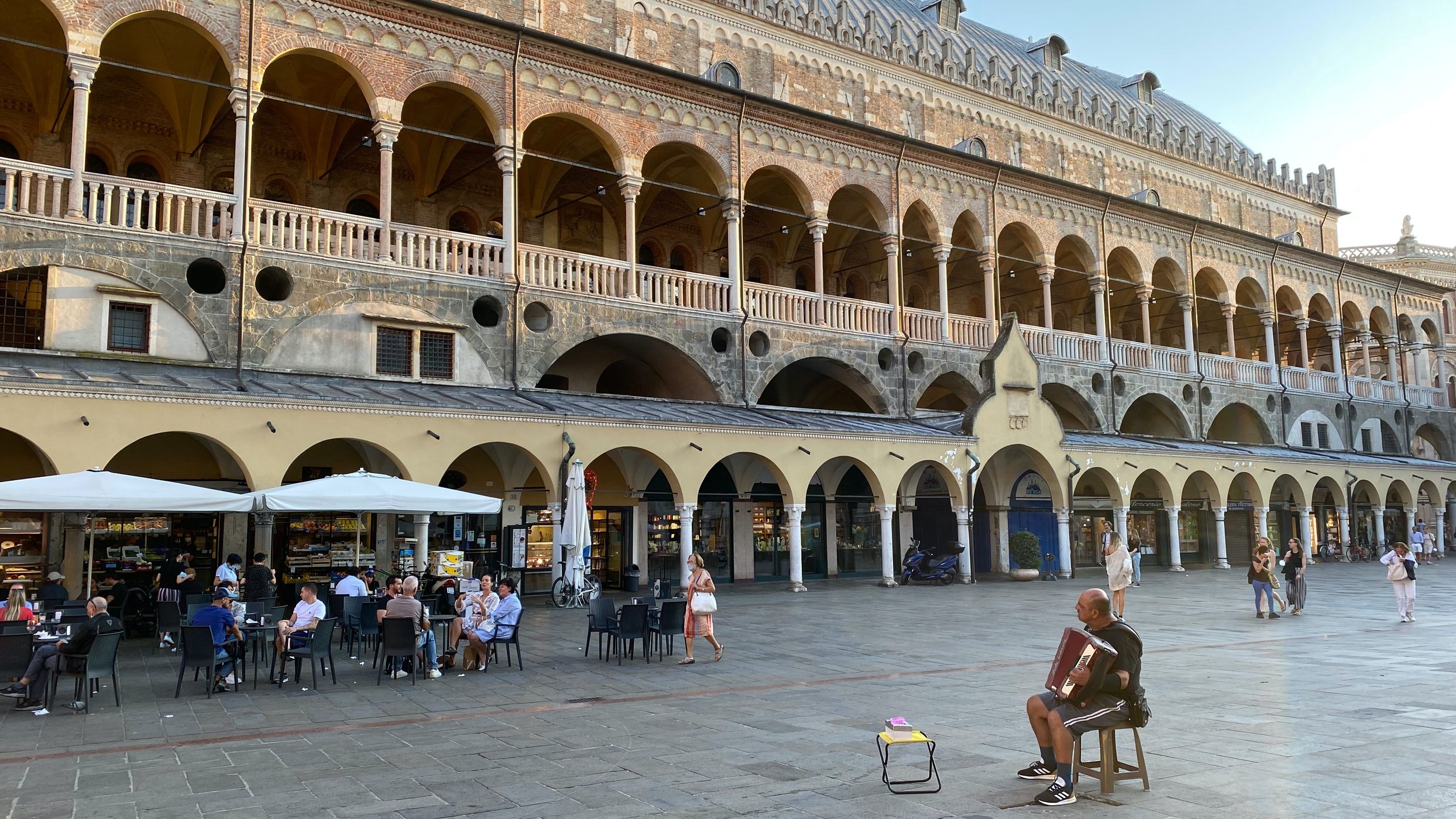 Piazza della Frutta, Italy