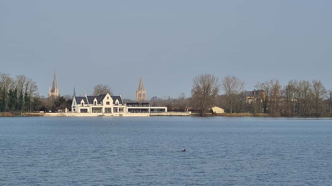 Pondhouse (Vijverhuis); Zillebeke pond Ieper; Zillebeke vijver, Belgium