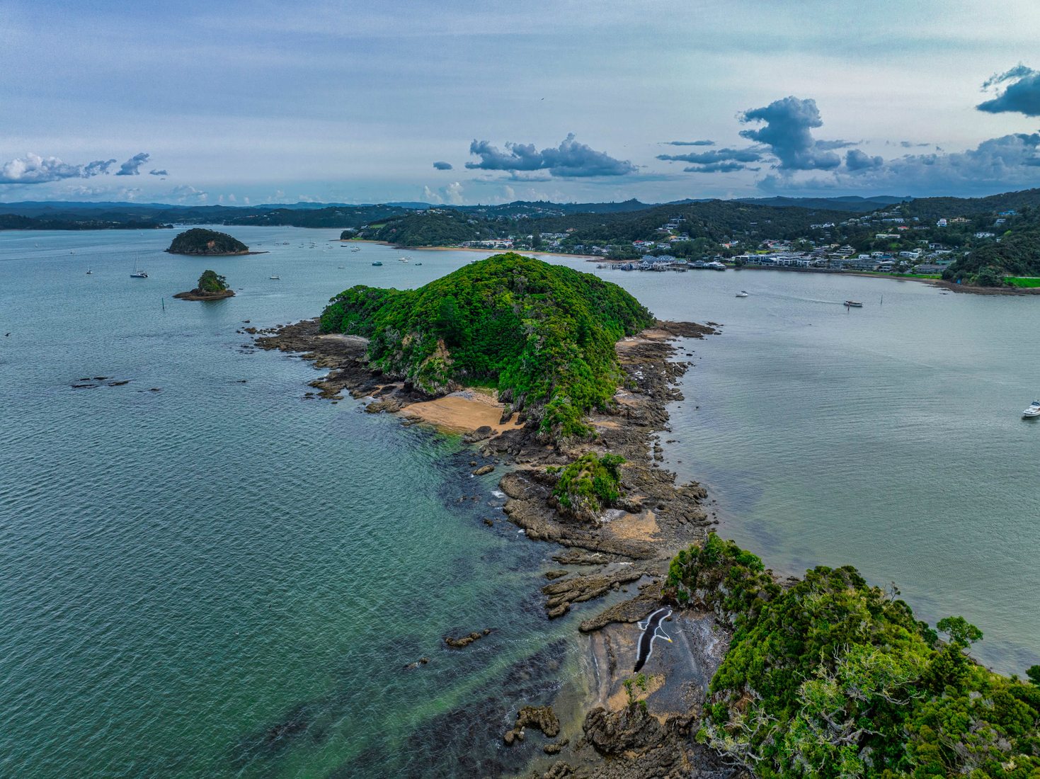 Small Island Paihia, Bay of Islands, North Island, New Zealand