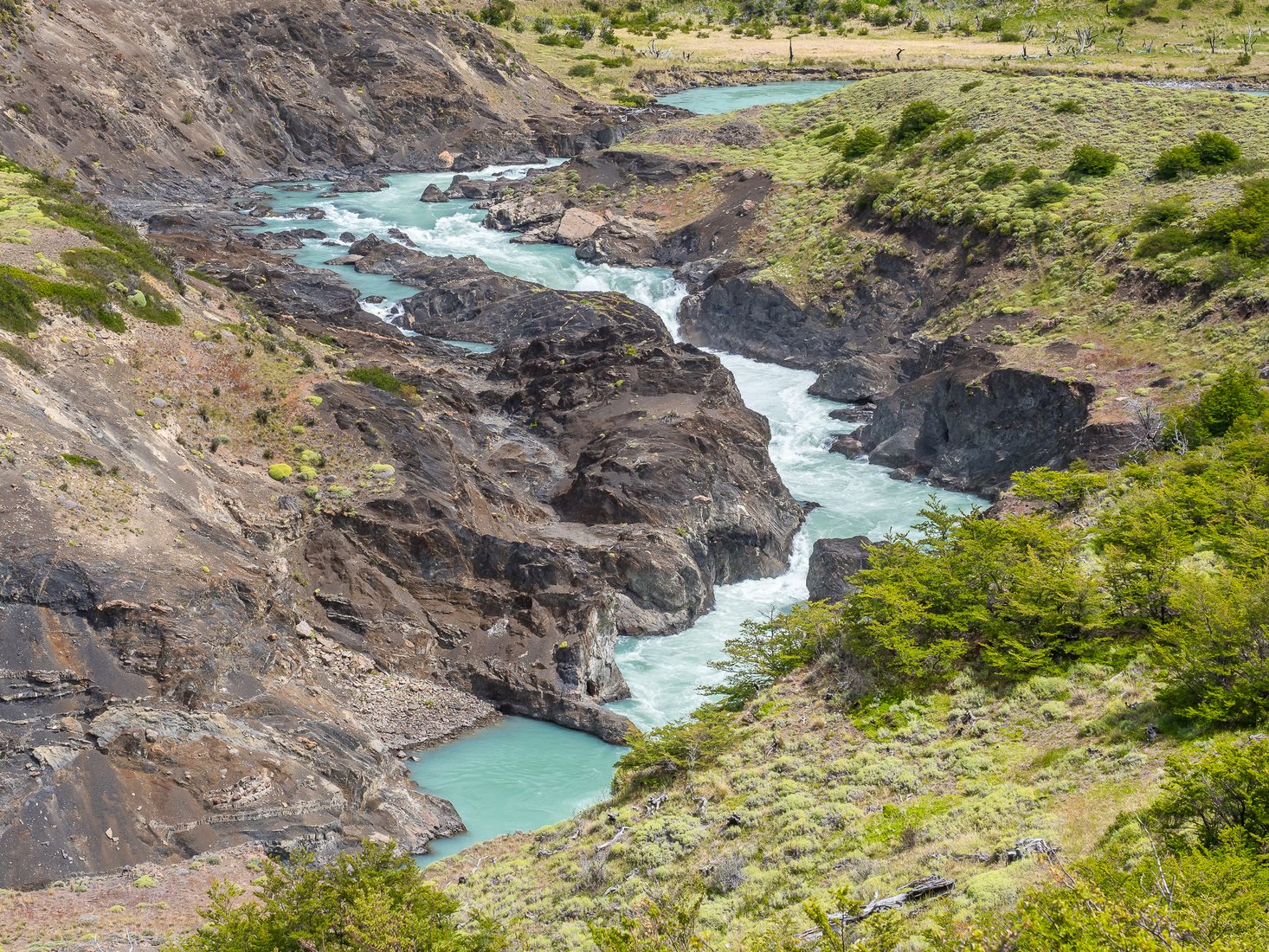 Rio Paine River Bends, Torres del Paine, Chile