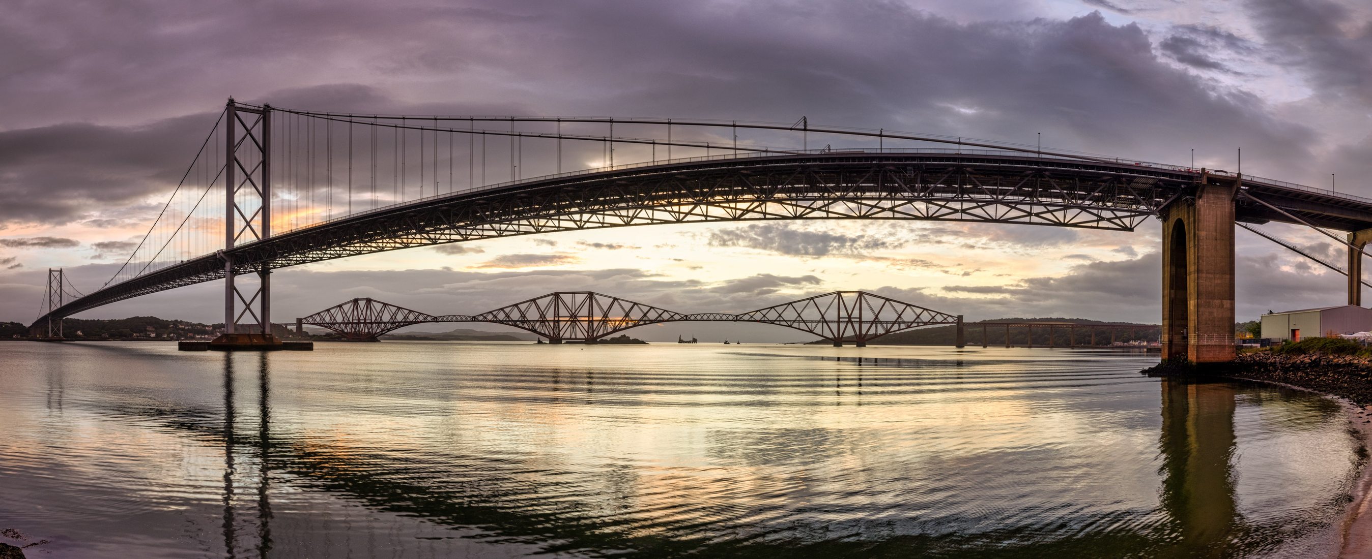 2 Bridges Forth Bridge, Edinburgh, Scotland, United Kingdom
