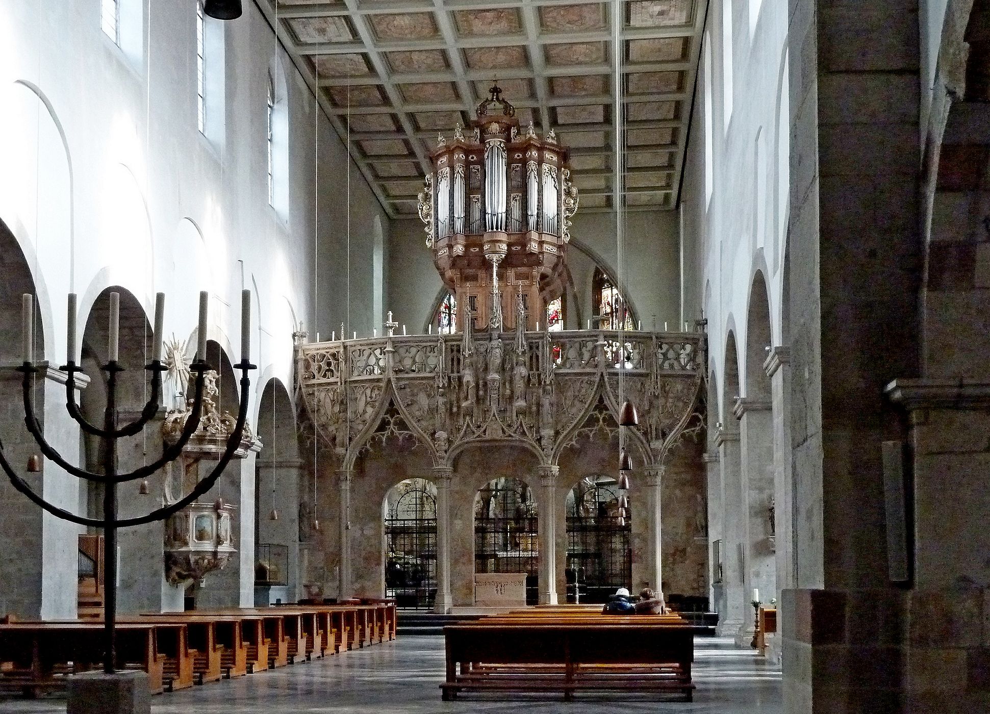 St. Pantaleon inside, Germany