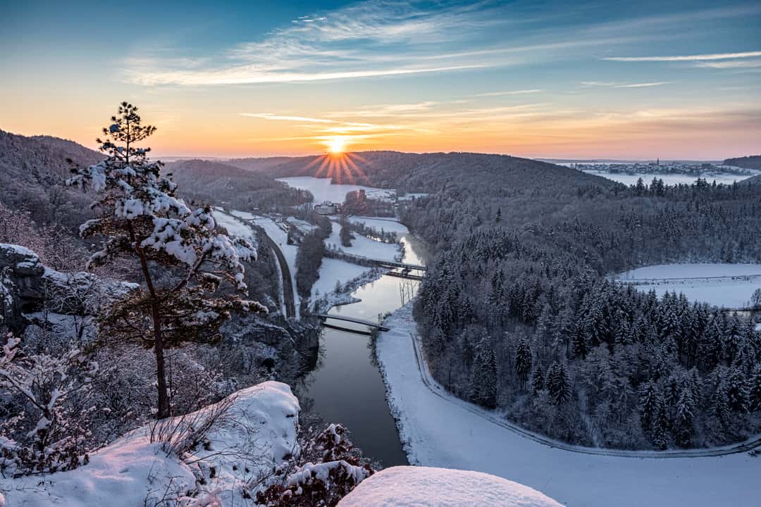 Gutenstein Teufelslochfelsen, Germany