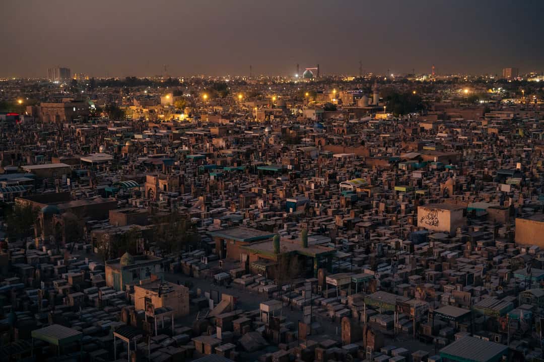 Cemetery in Nadschaf, Iraq